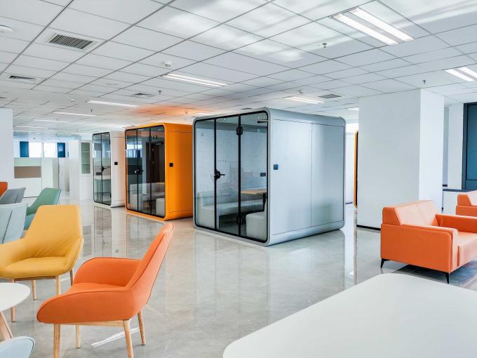 Silent Pods vs. Traditional Offices: A Modern Workspace Showdown